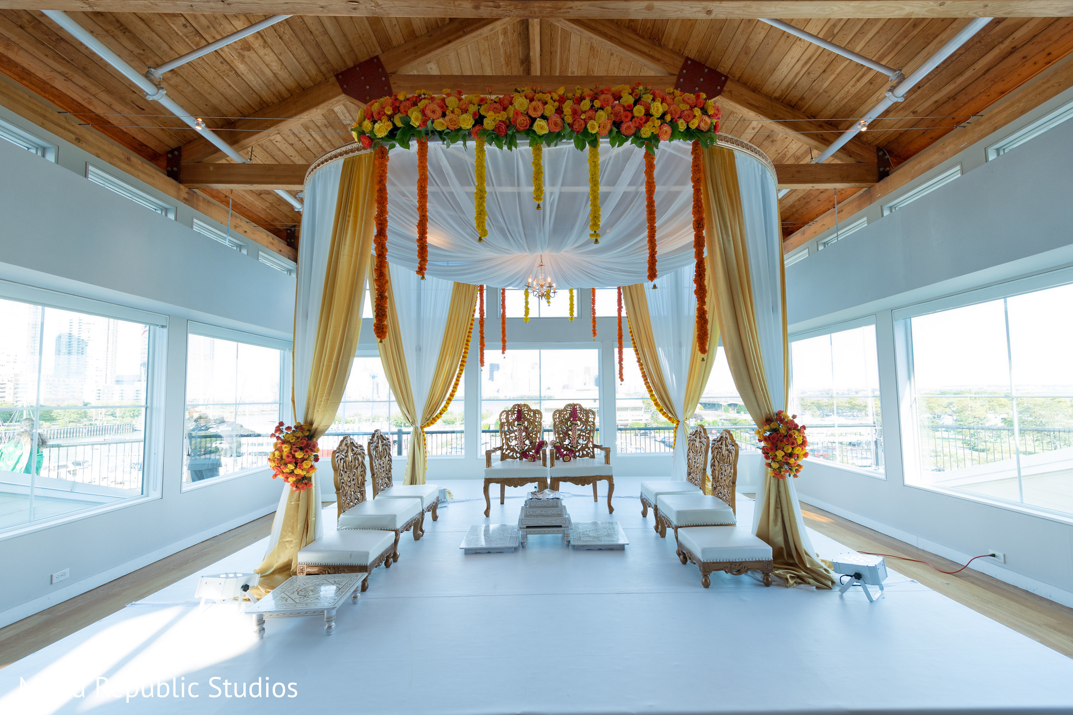 Lovely indian mandap. | Photo 100736