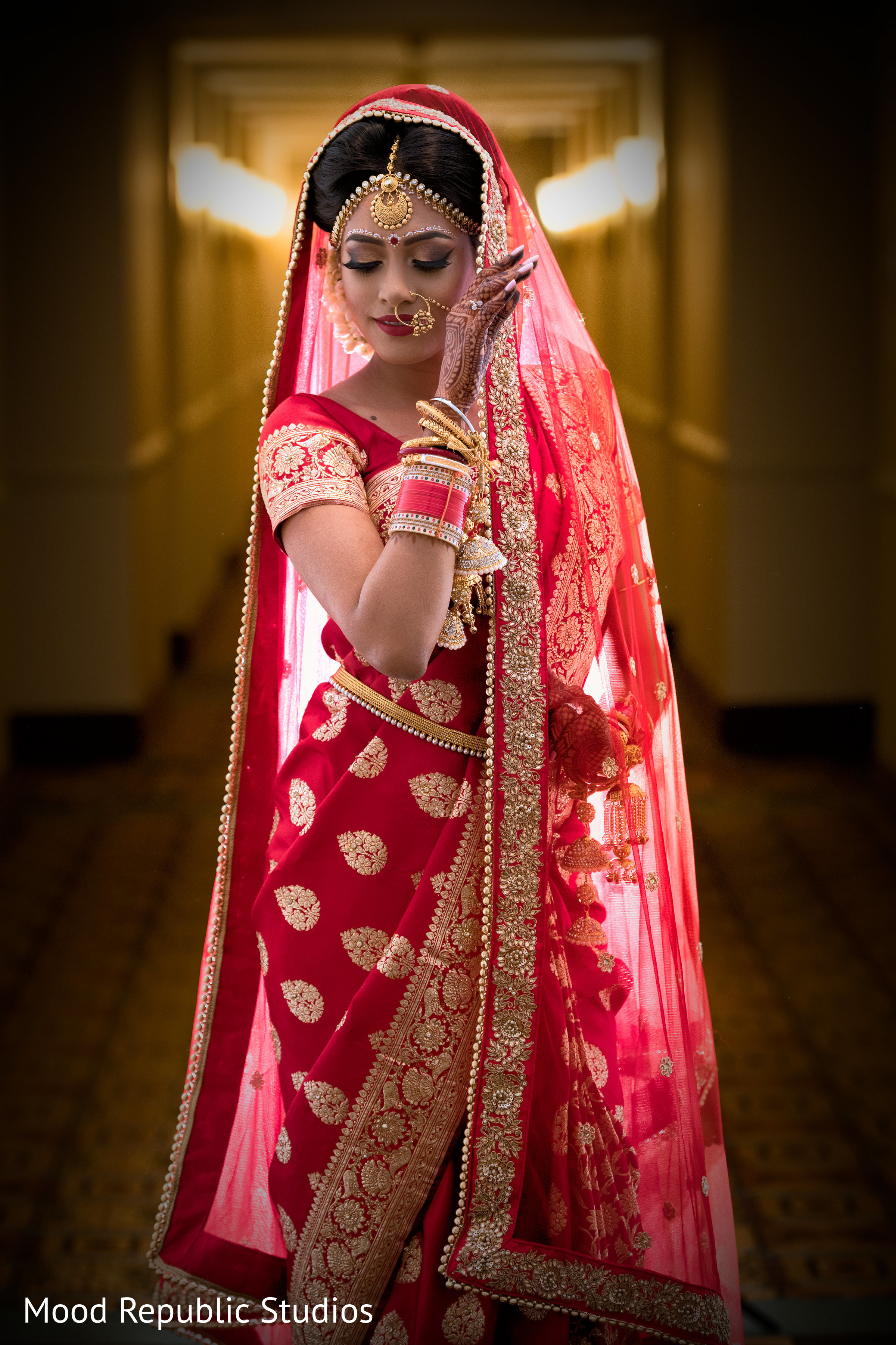 Indian bride red traditional wedding look. | Photo 100785