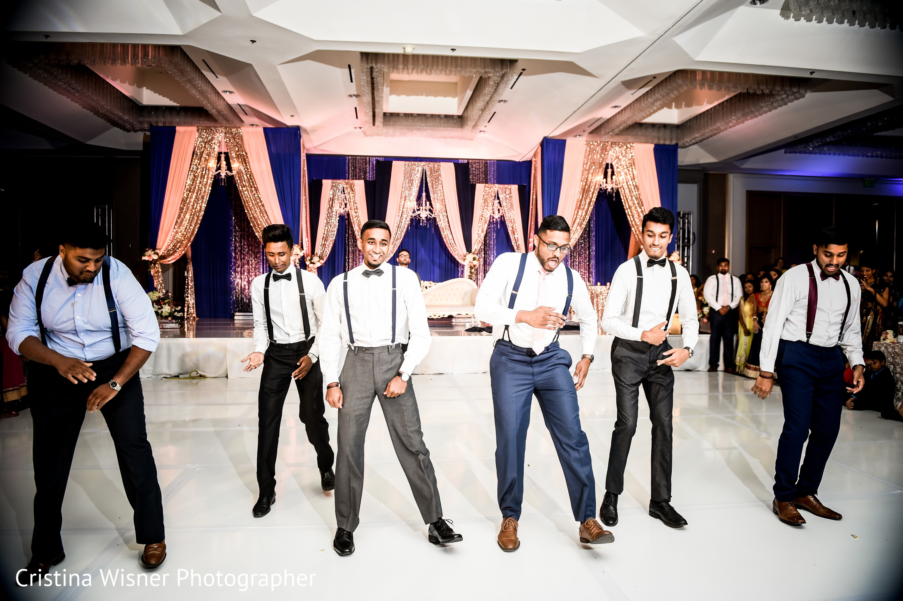 Indian groomsmen Bollywood dance. | Photo 101365