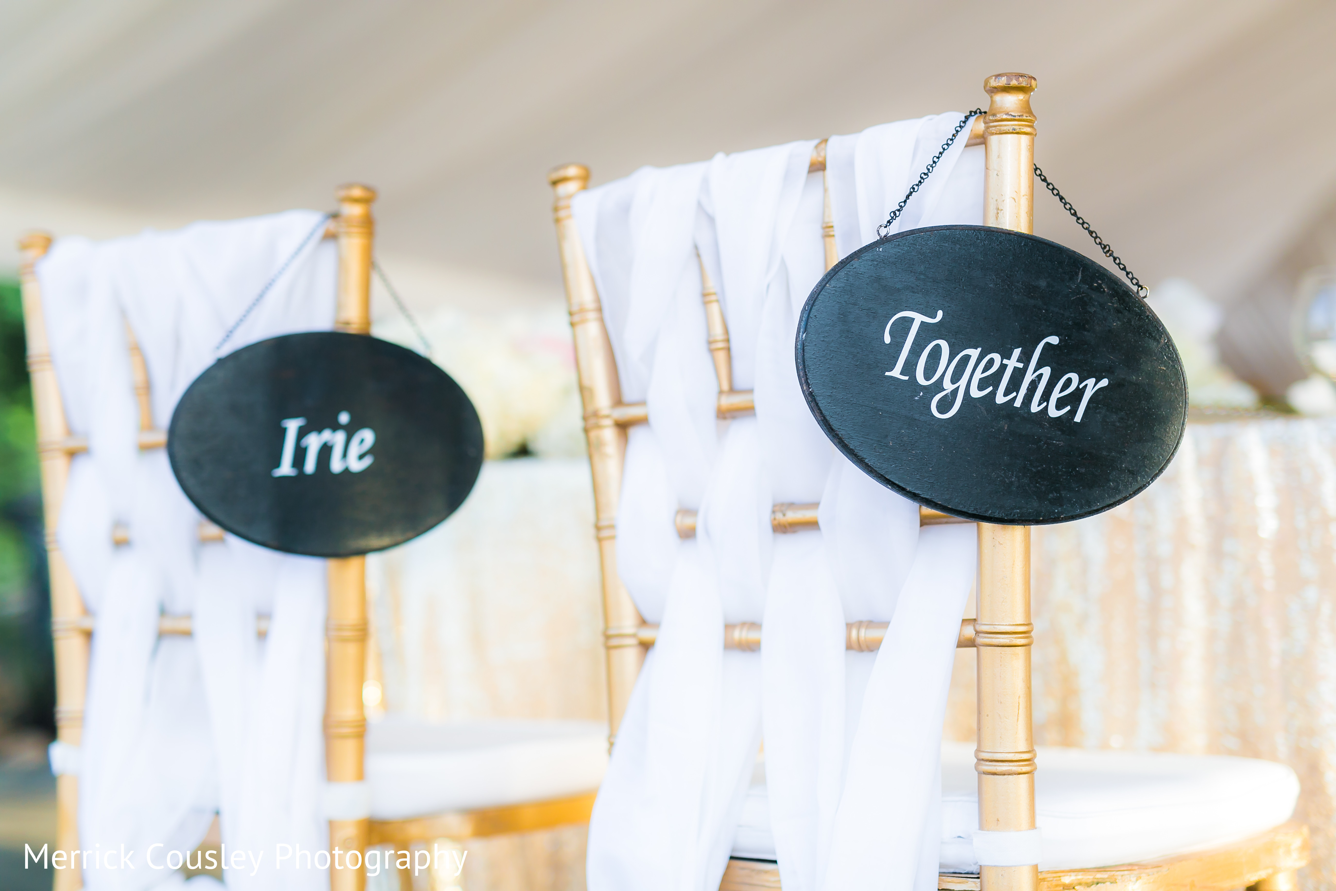 Indian bride and groom's chair decor | Photo 134087
