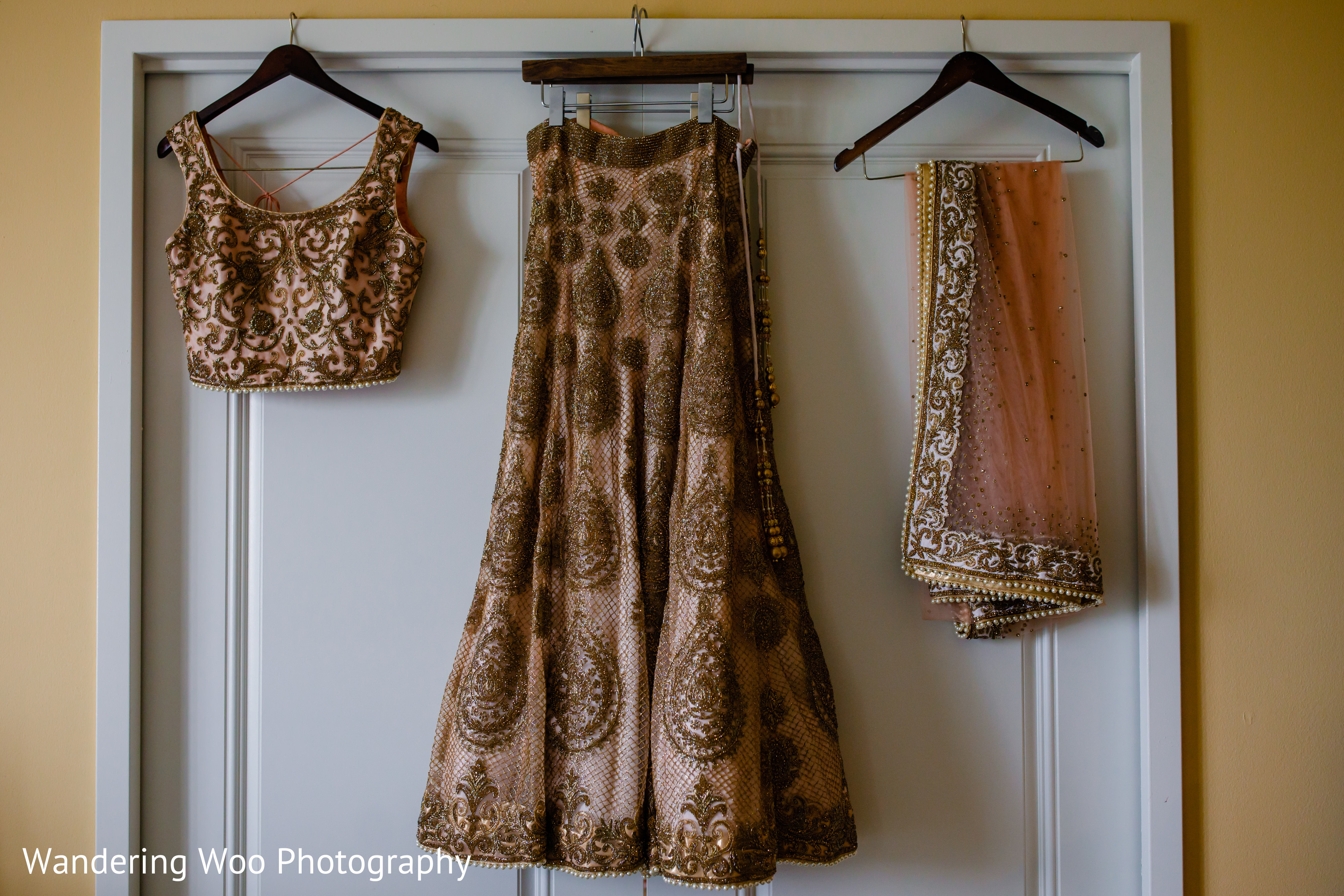 Gorgeous golden lengha | Photo 135388