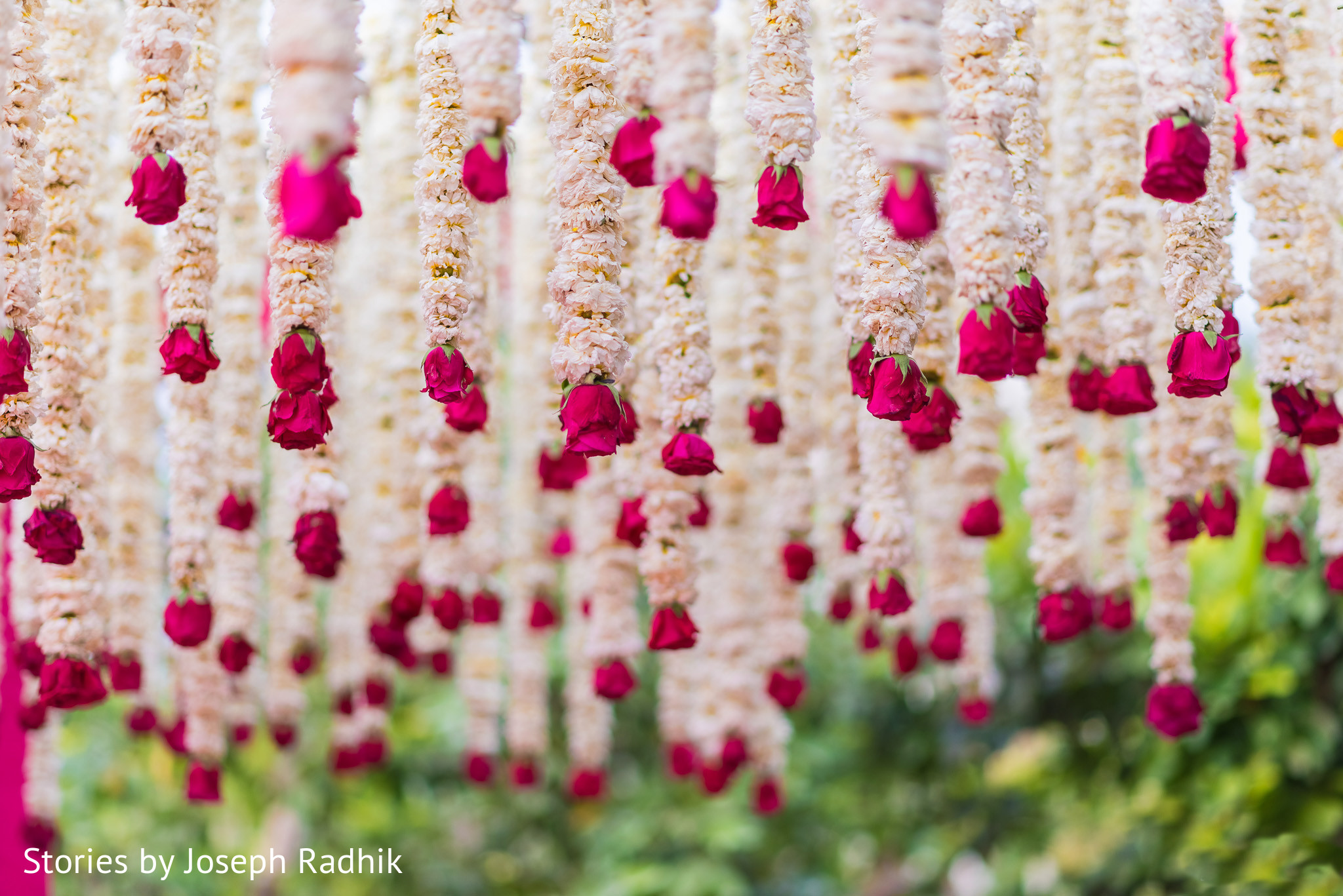 Exquisite Indian wedding floral decor. | Photo 138772