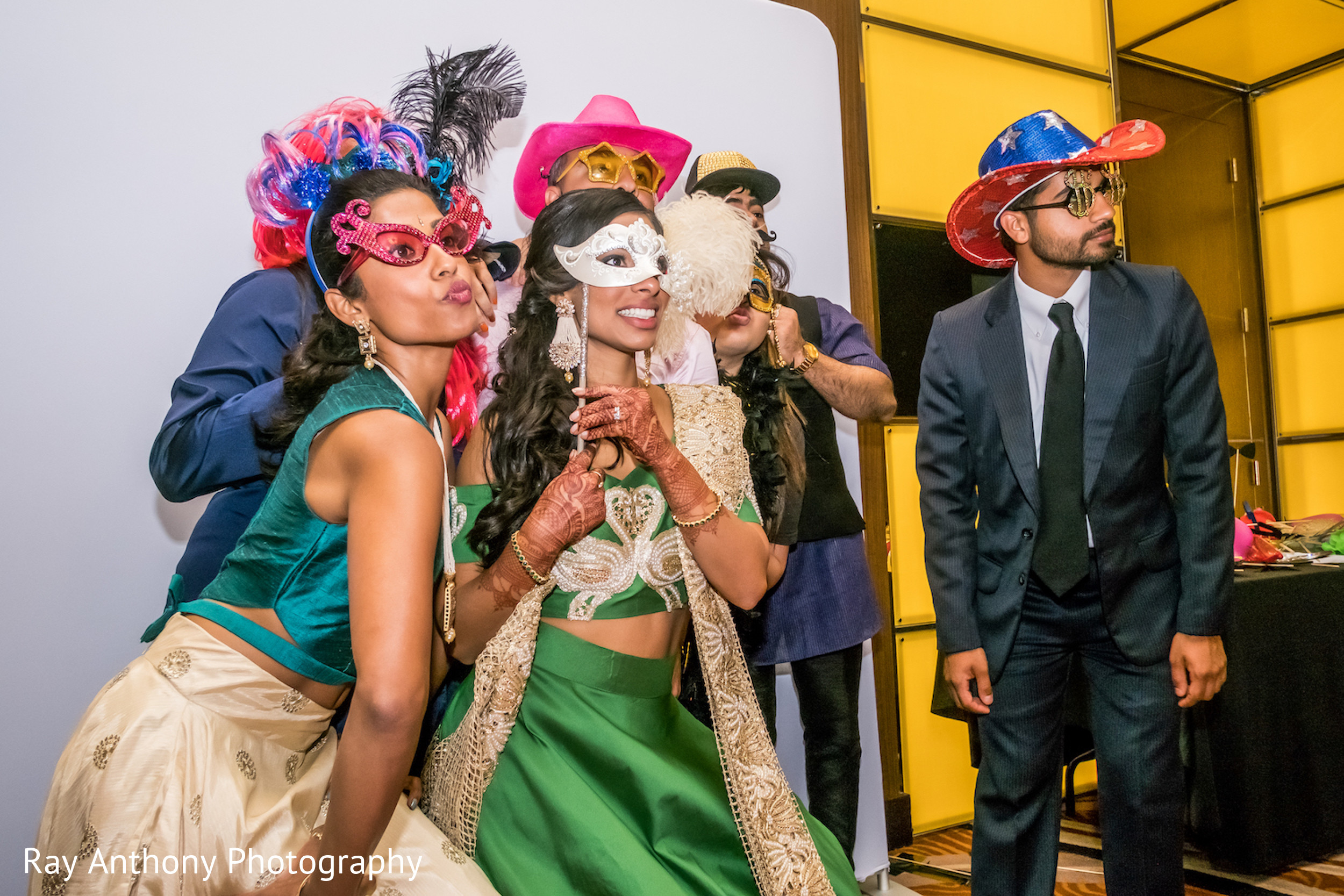 Indian wedding reception photo booth props | Photo 141415
