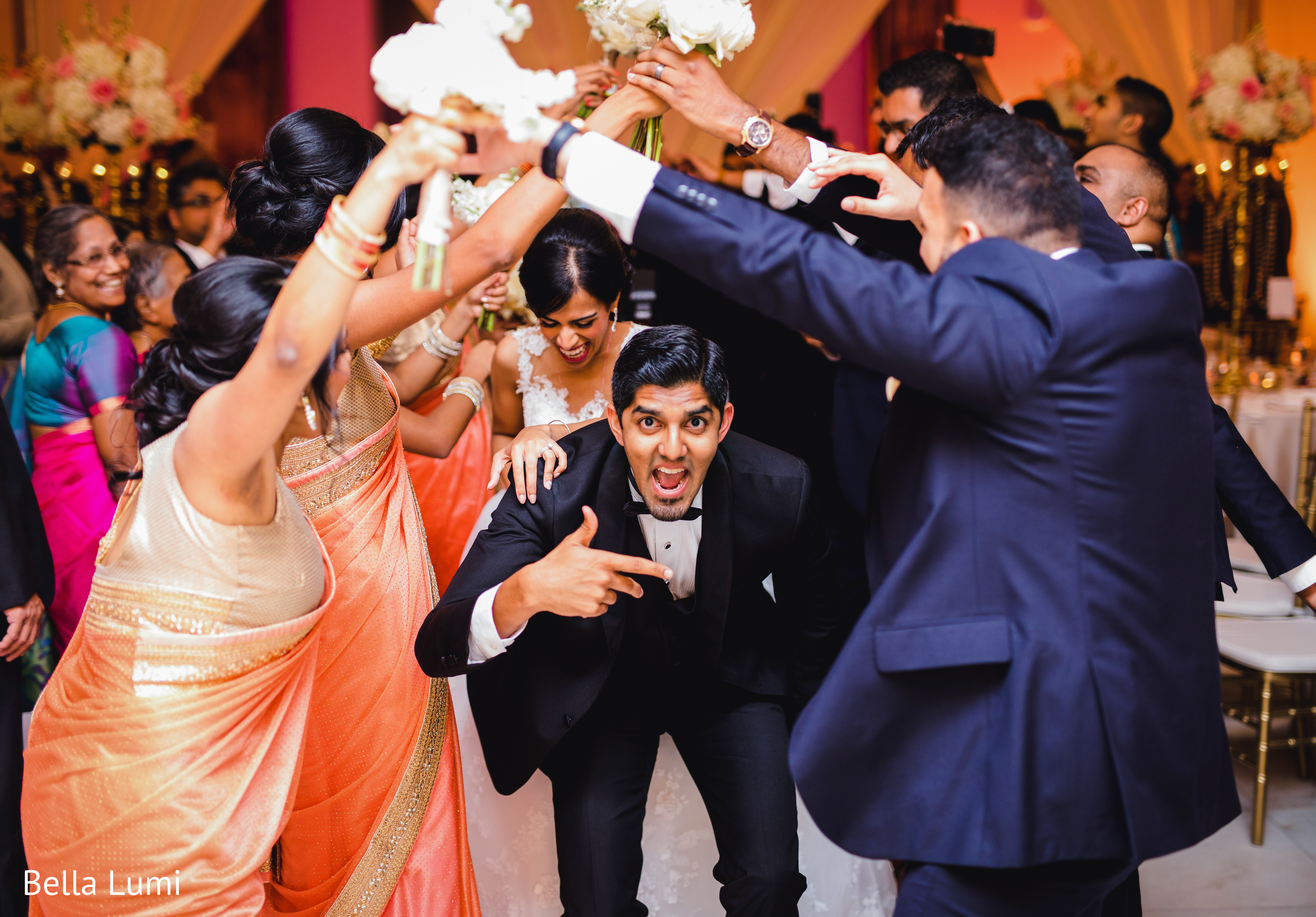 Fun Indian bride and groom entry. | Photo 143607