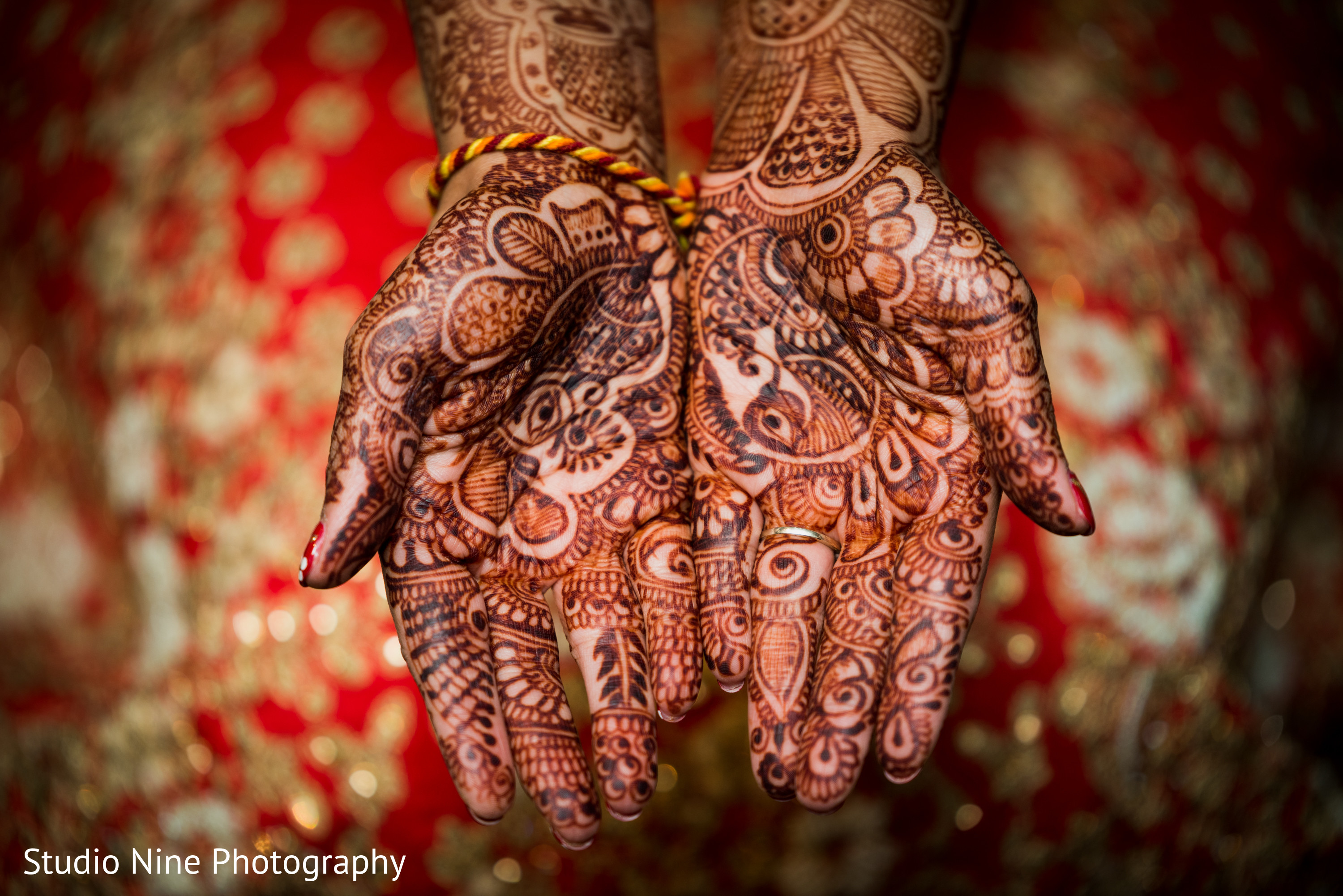Intricate hand bridal mehndi. | Photo 148767