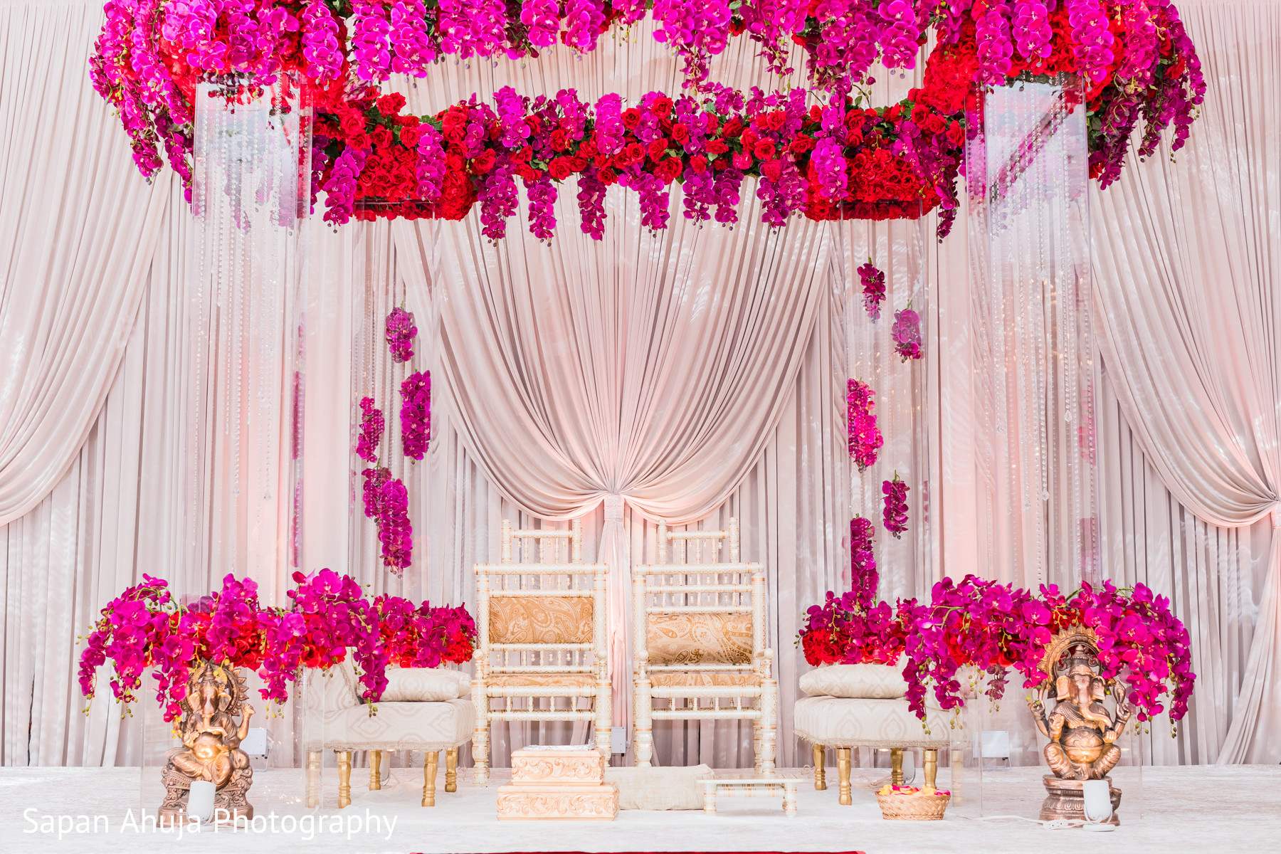 Fascinating indian wedding stage | Photo 150291