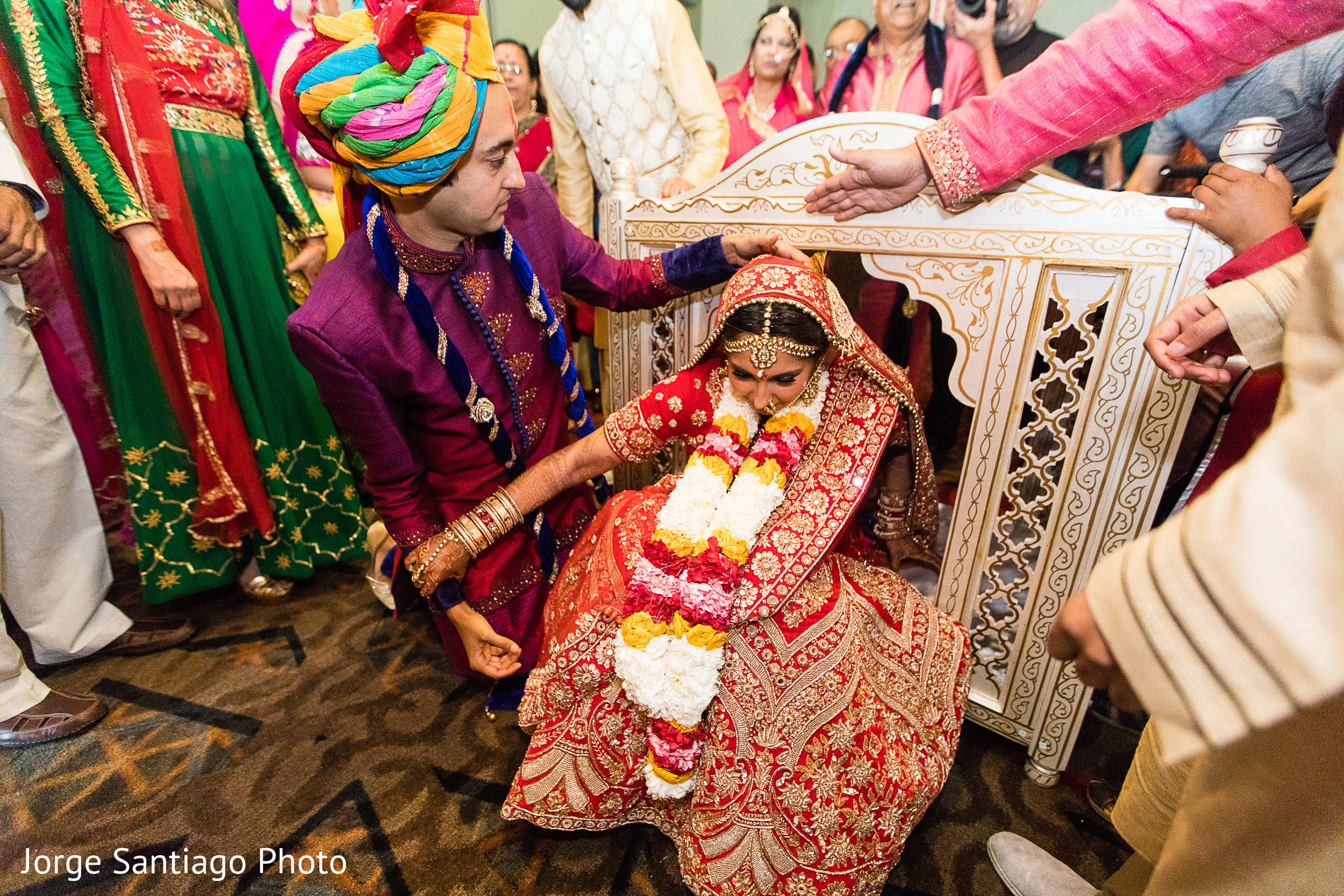 Indian bride's doli entrance | Photo 151670