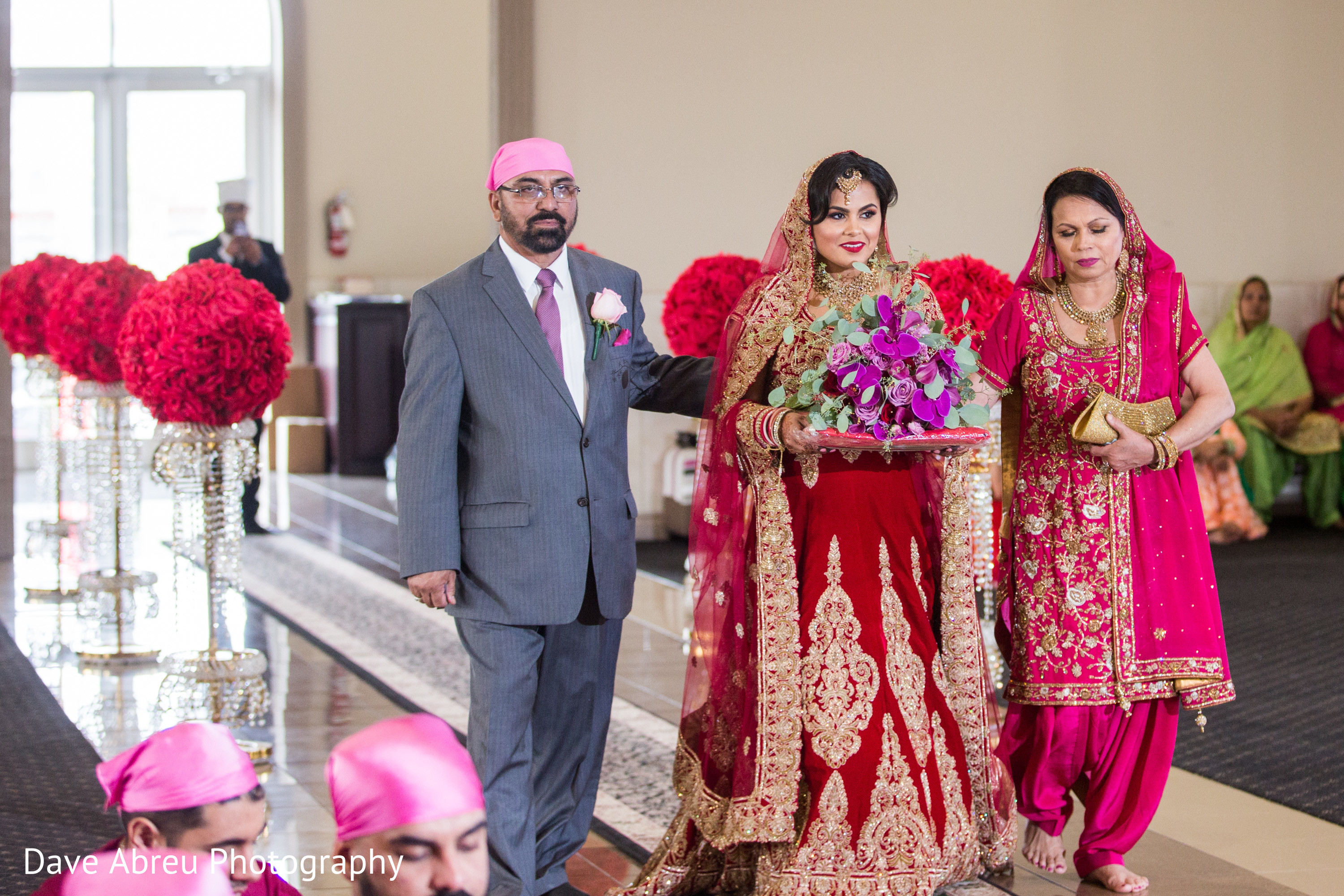 Indian bride's grand entrance | Photo 156490