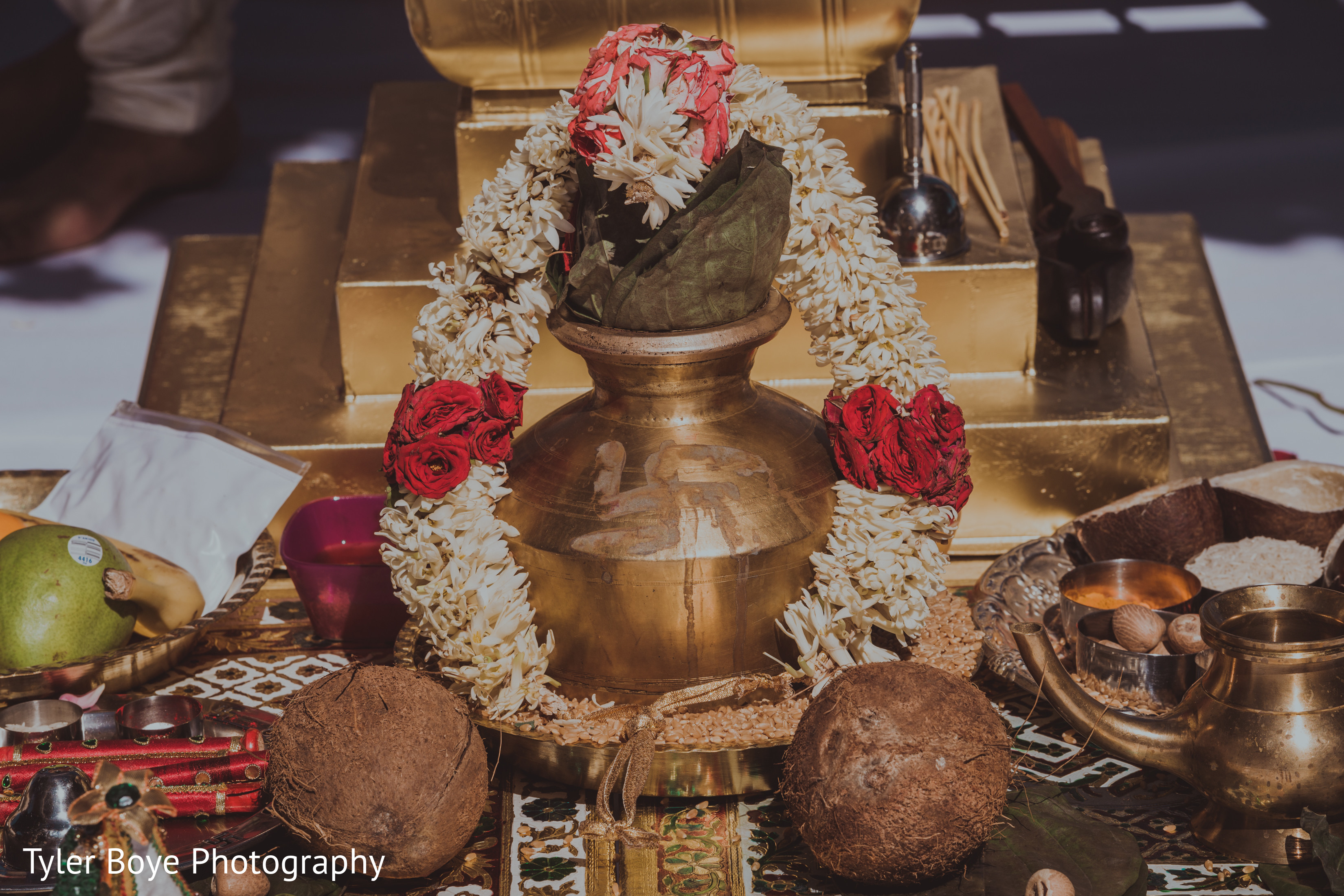 Traditional hindu wedding ceremony items | Photo 156869