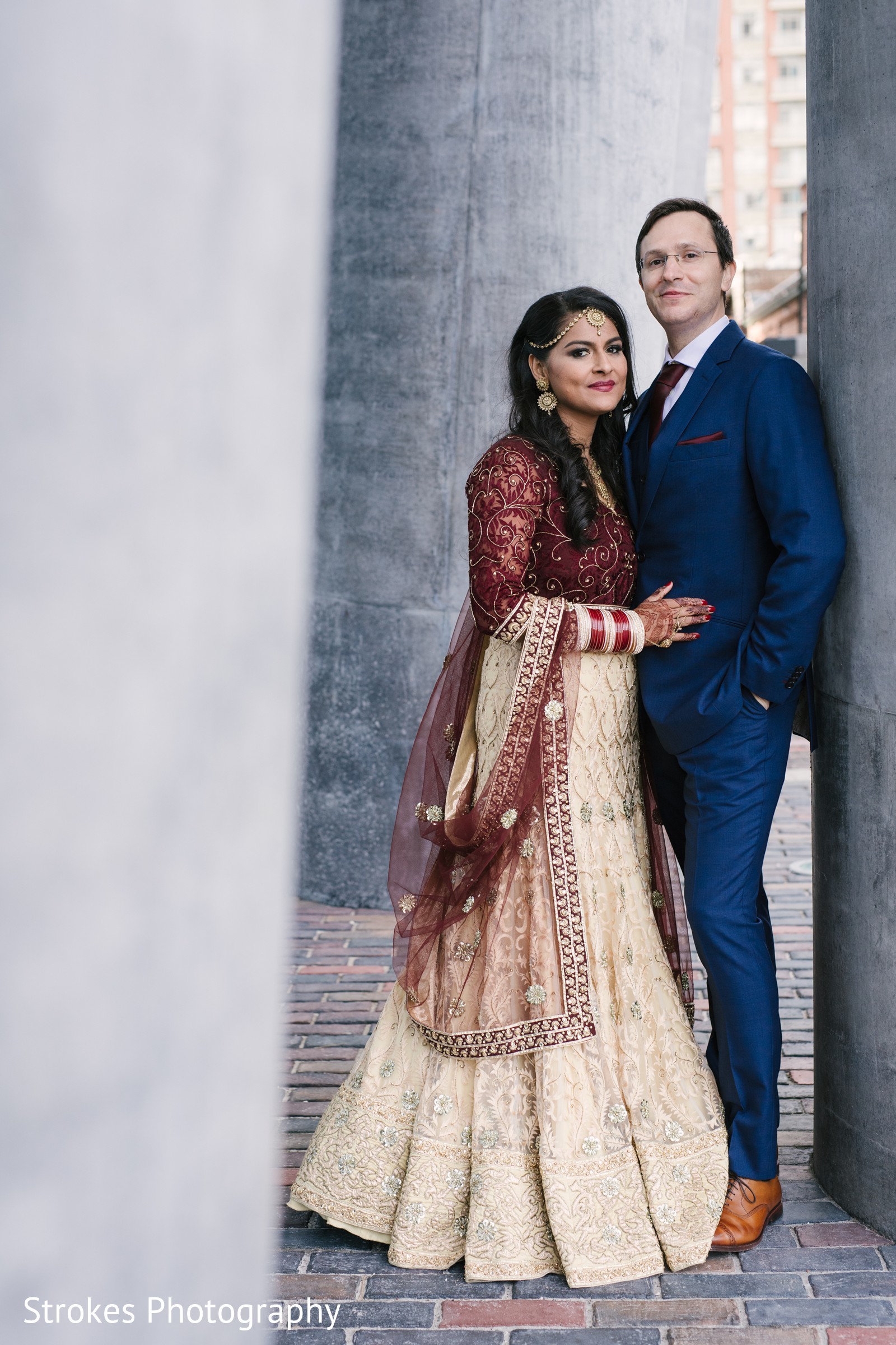 Lovely couple in their reception outfits | Photo 160992