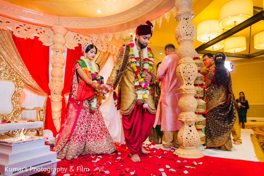 Don't miss this saptapadi ritual scene | Photo 171360