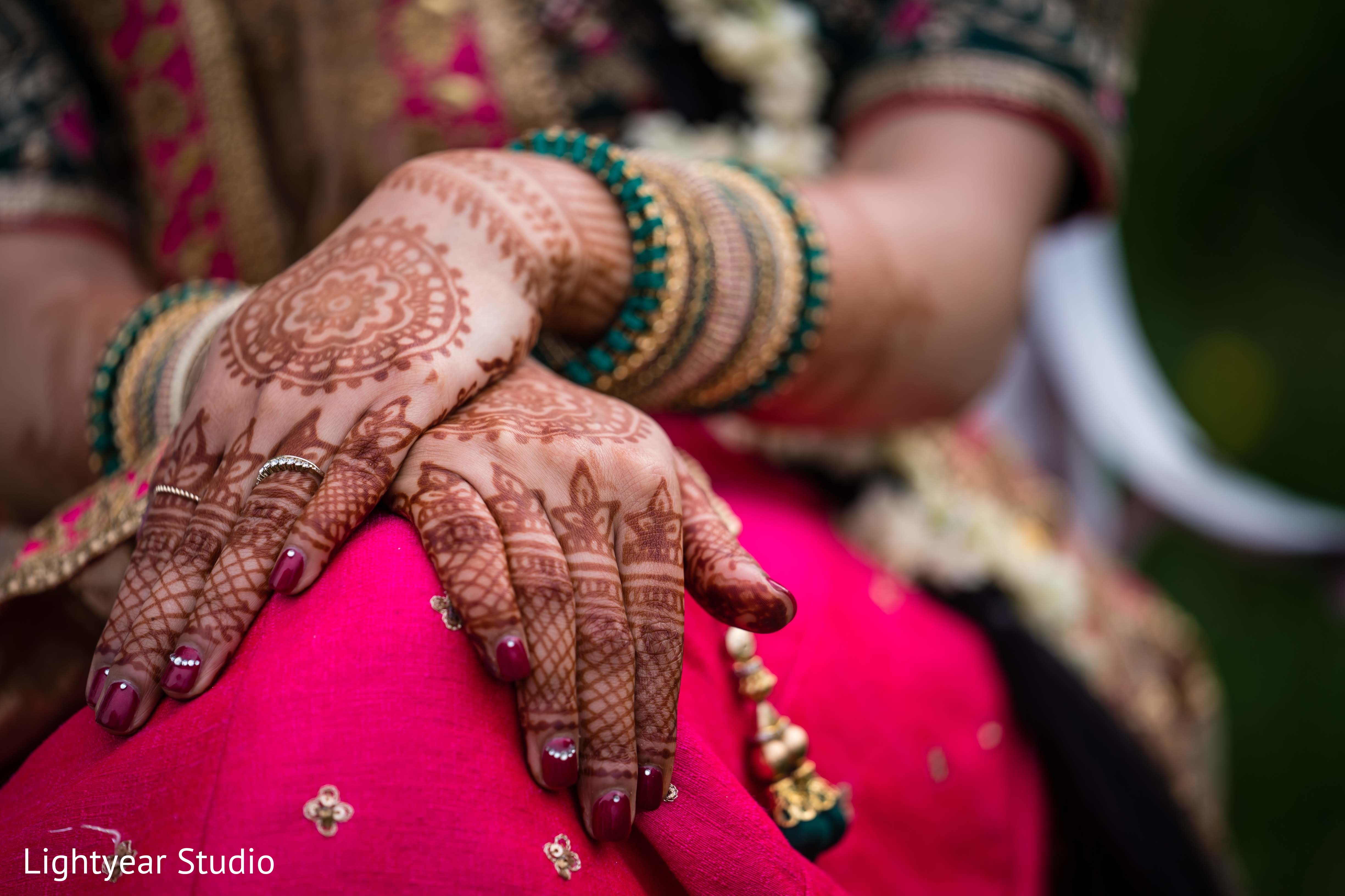 Perfect indian bridal mehndi art | Photo 174070