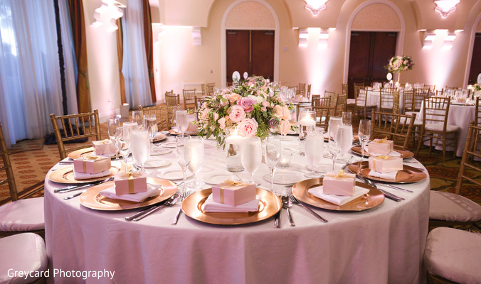 Splendid indian wedding reception table decor | Photo 174413