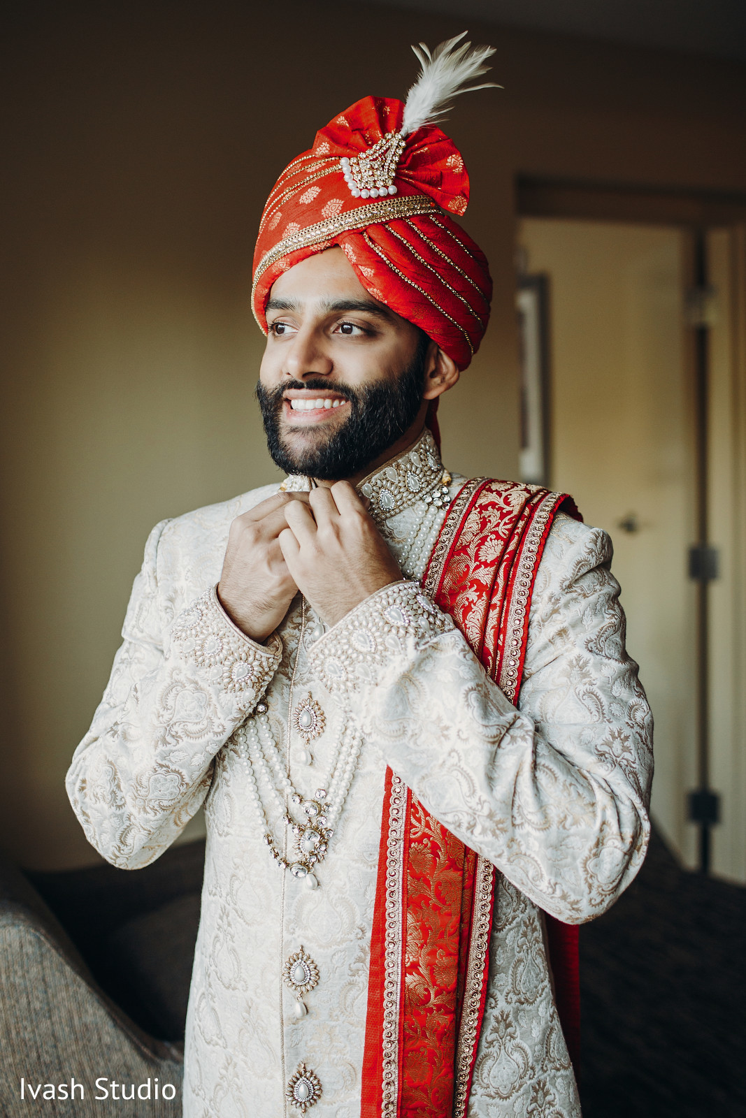 Indian groom getting ready | Photo 179923