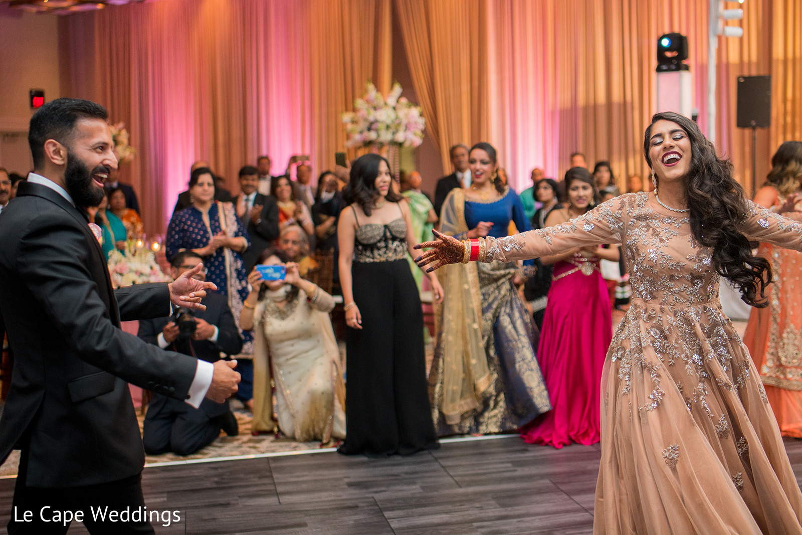 Indian bride and groom first dance capture | Photo 190205