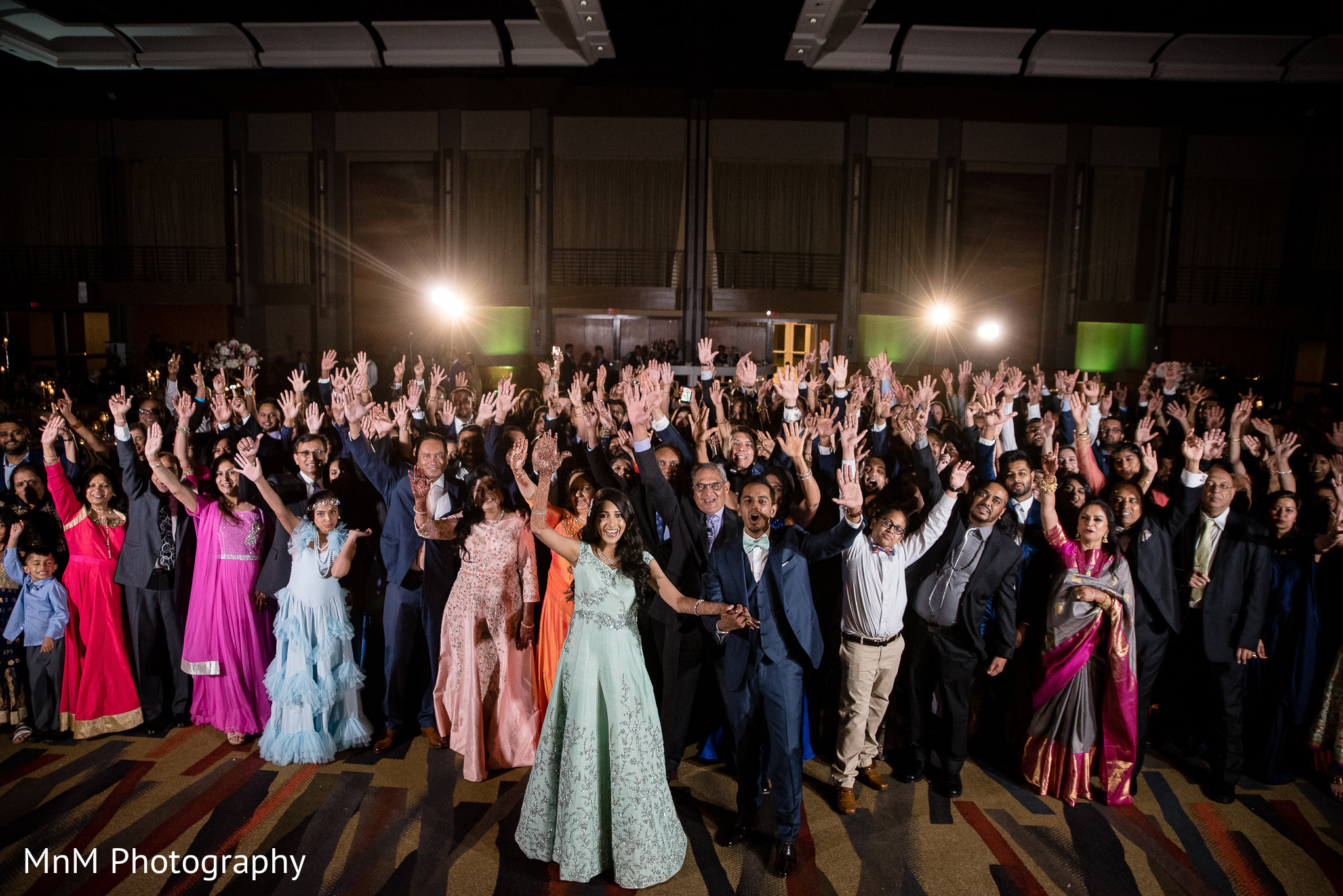 Amazing view o some of the Indian wedding guests | Photo 192353