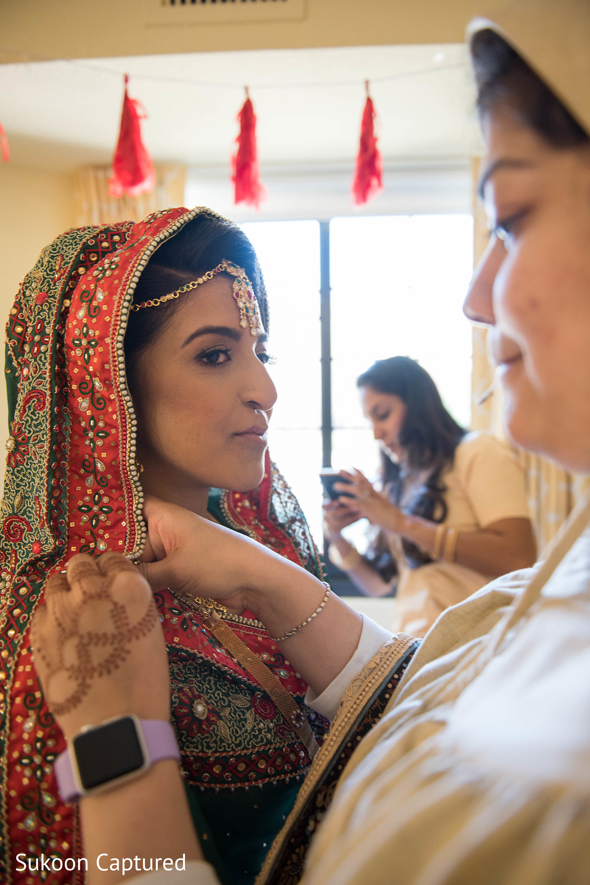 Lovely maharani getting her ghoonghat on. | Photo 192848