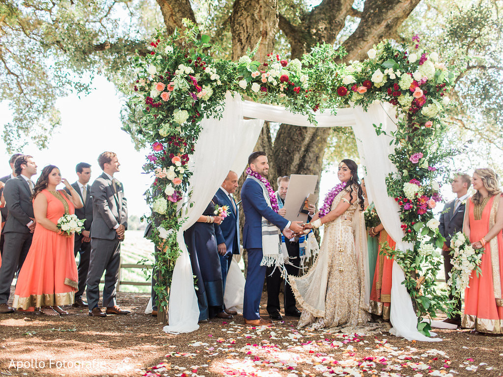 See this amazing Indian wedding outdoor ceremony | Photo 201284
