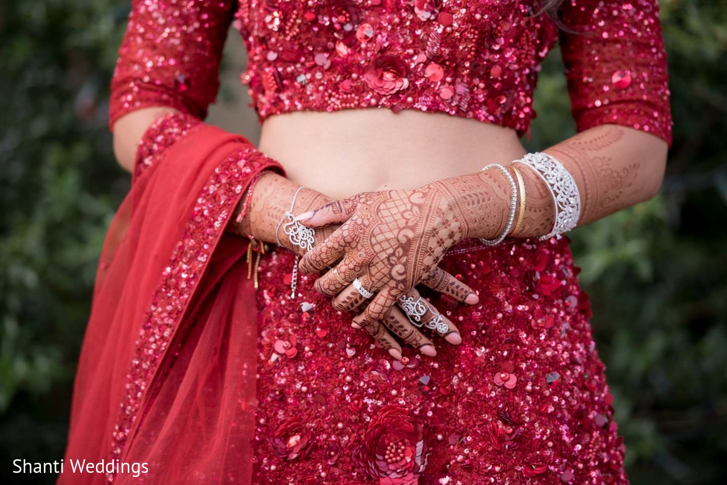 Details of the mehndi design on the maharani | Photo 202094
