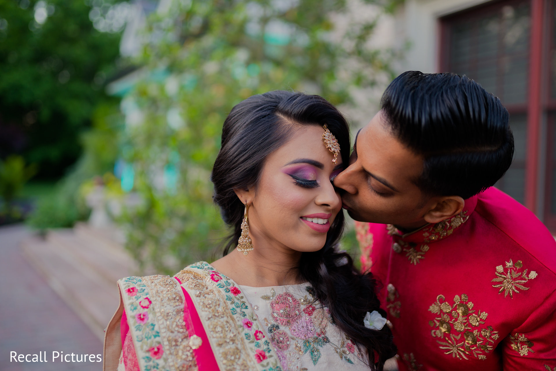 Sweet capture of Indian bride and groom. | Photo 218590