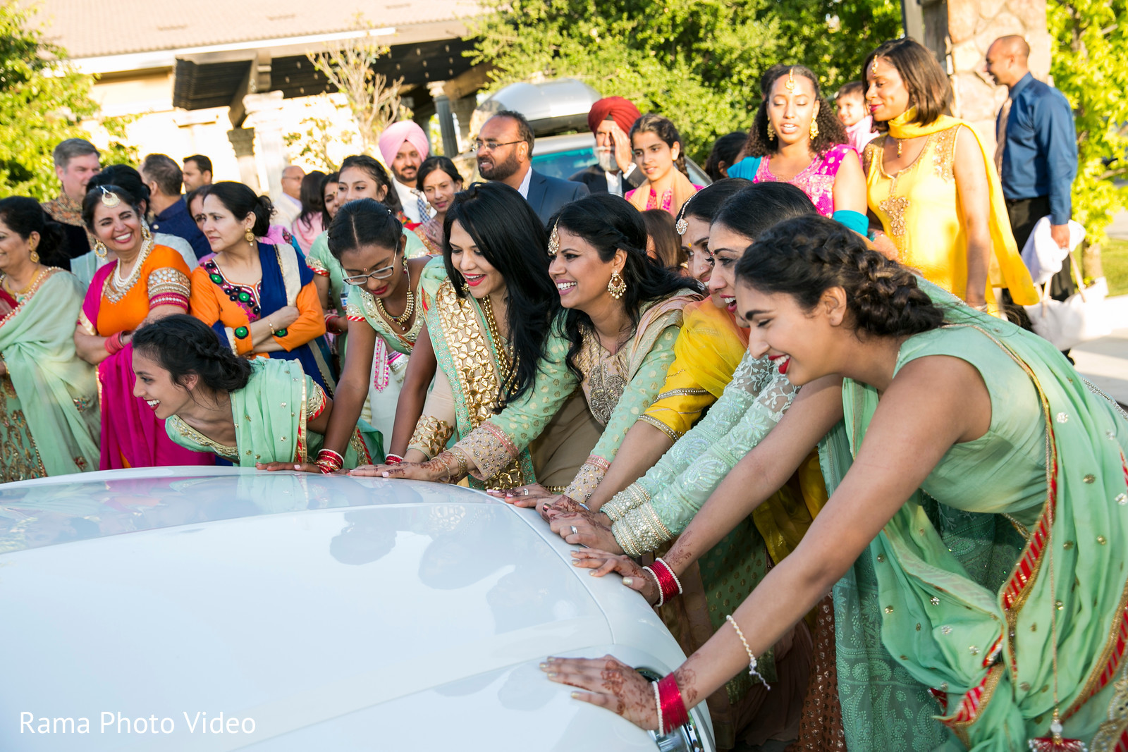 Traditional indian wedding farewell | Photo 220152