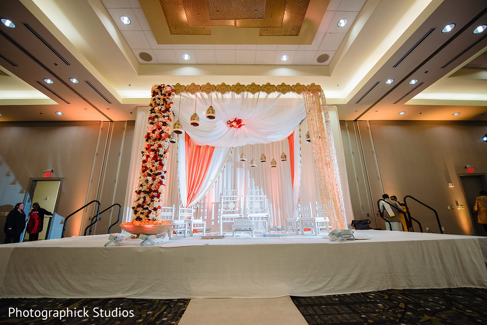 Dreamy Draped mandap and flower decoration. | Photo 230882