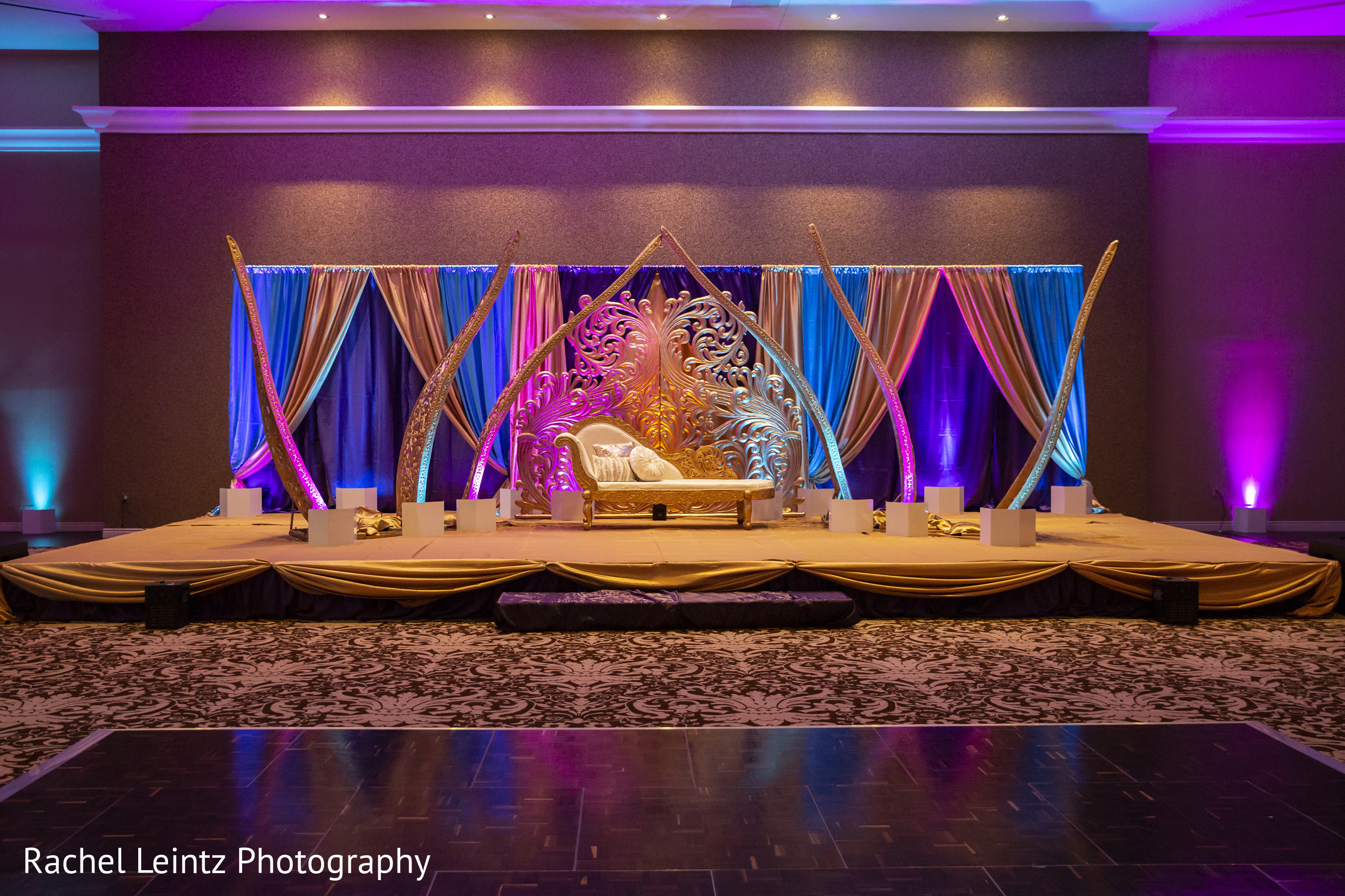 Indian wedding stage decor | Photo 231385