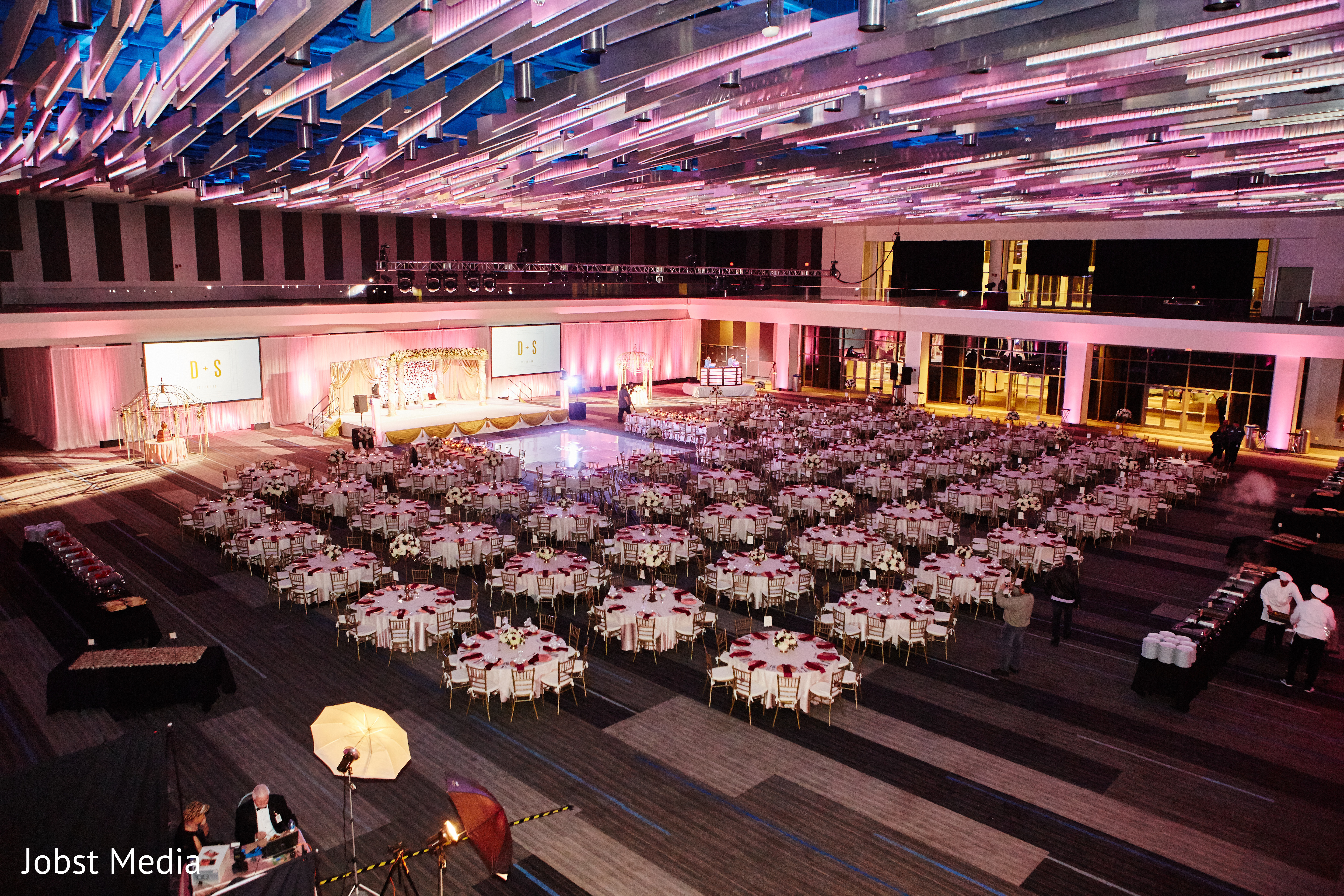 Stunning Indian wedding reception setup and decor. | Photo 234803