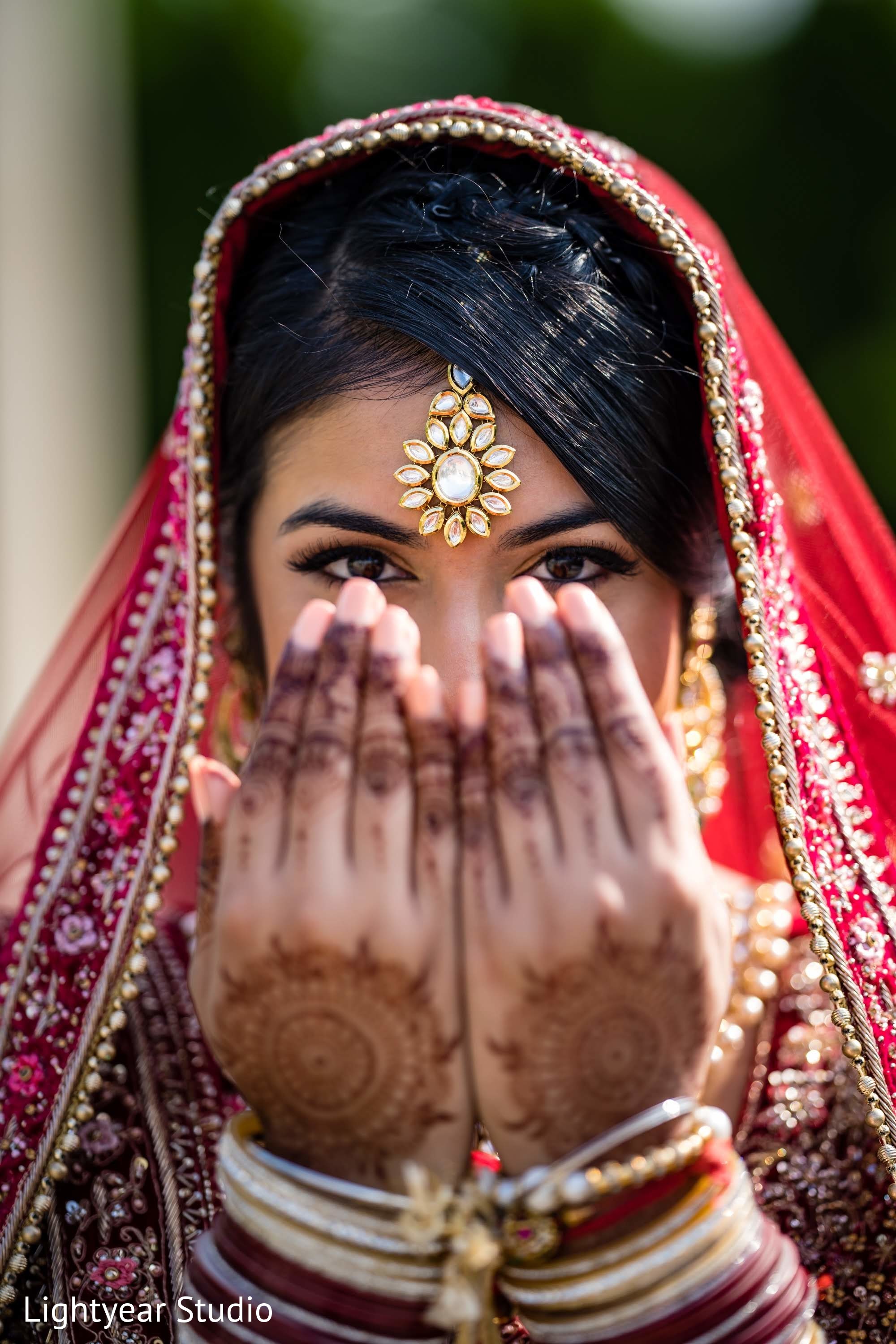 Marvelous Indian bridal tikka. | Photo 236400
