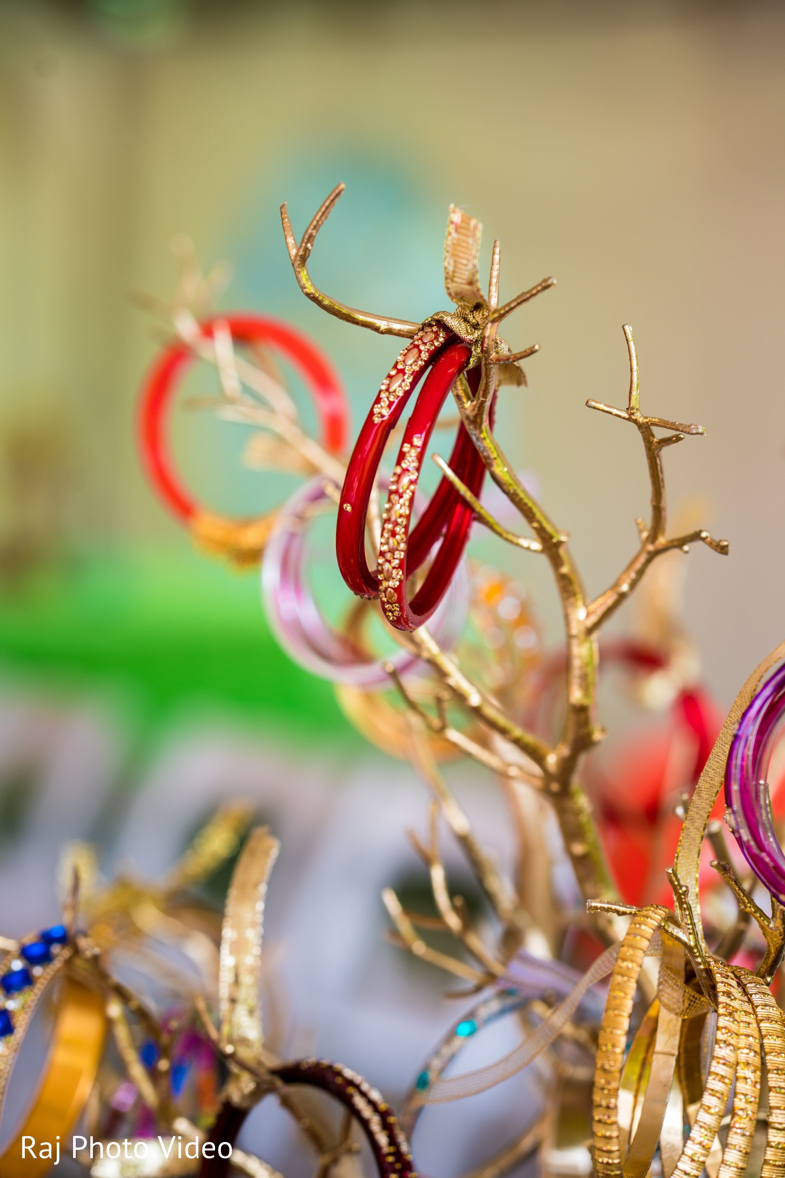 Indian wedding favors capture | Photo 237828