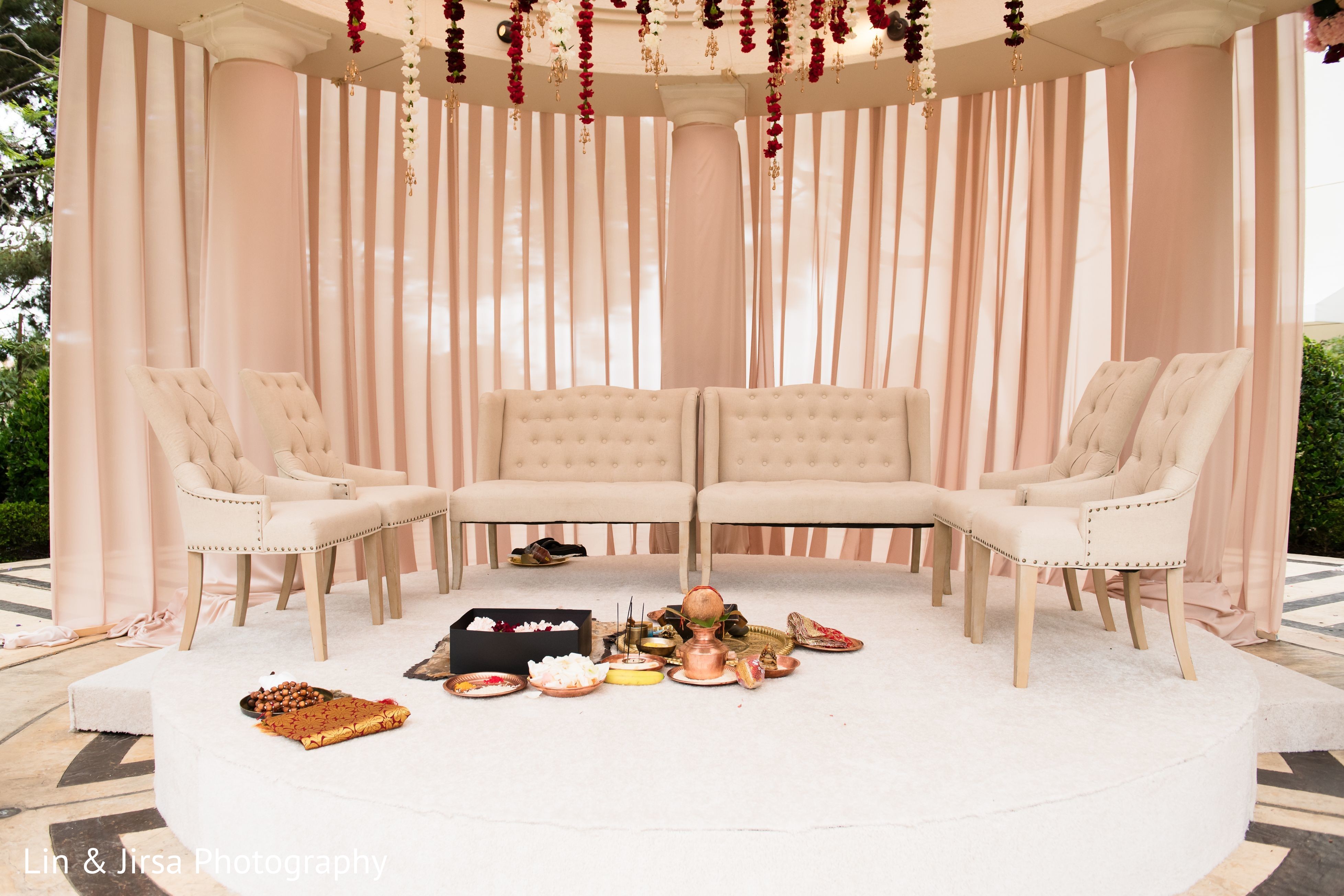 Elegant Indian wedding ceremony seats decor. | Photo 243042