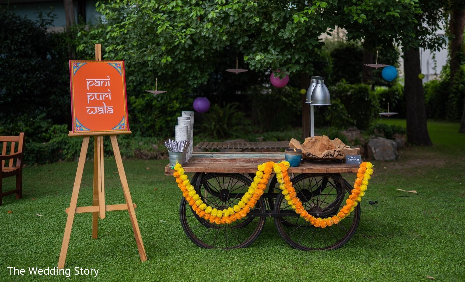 Wonderful Indian wedding buffet table decoration. | Photo 253000