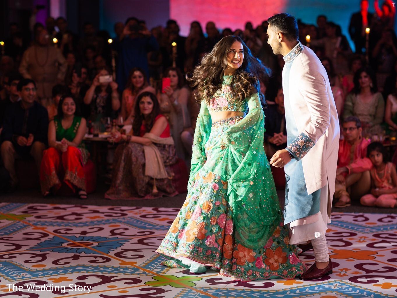 Lovely Indian couple during sangeet dance. | Photo 253039