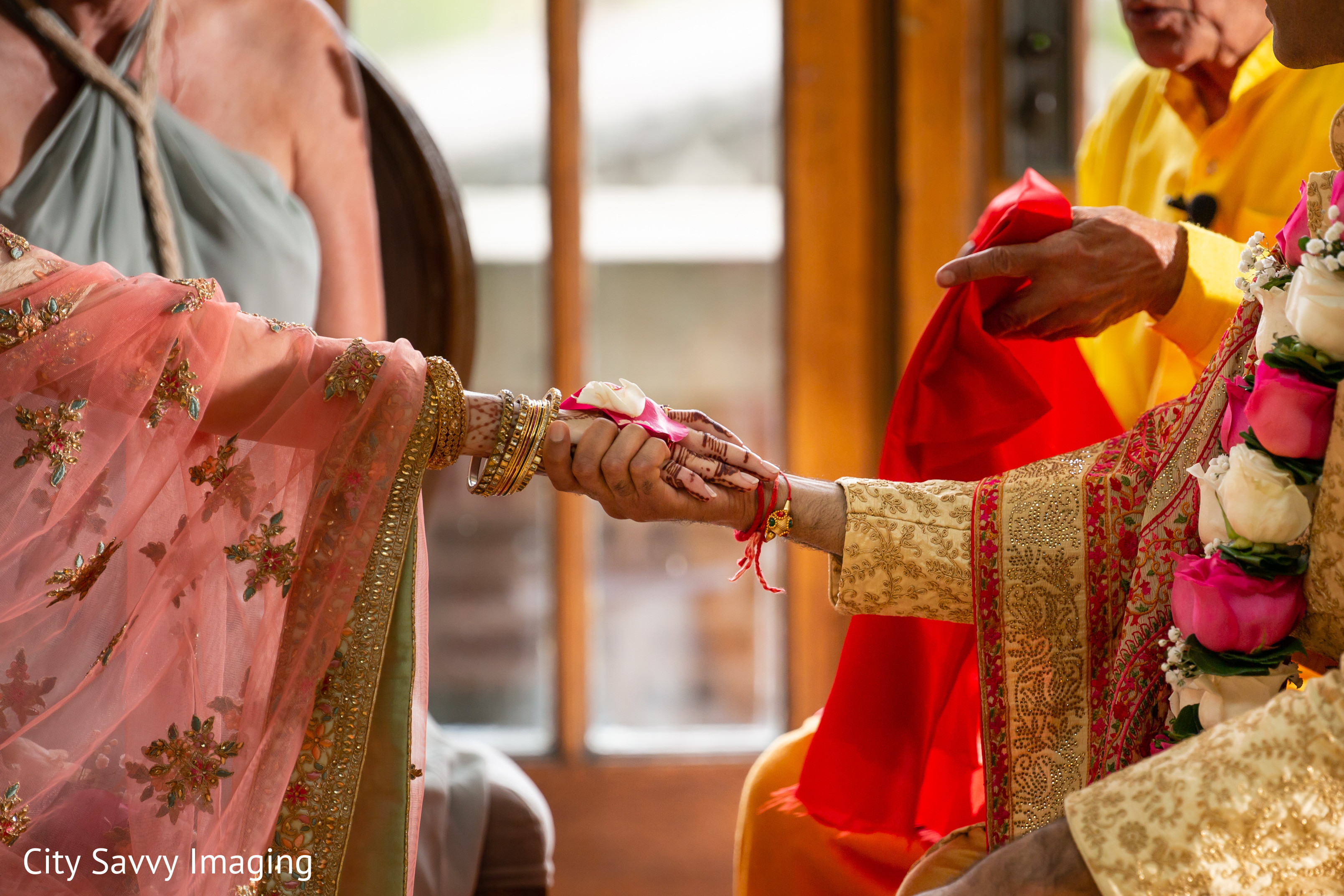 Indian couple at the joint of hands ritual capture. | Photo 261557