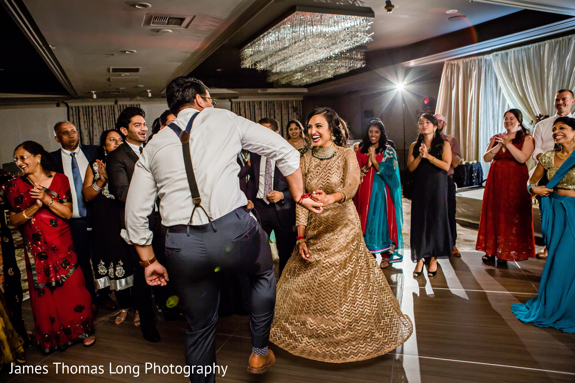Traditional Indian wedding dance performance. | Photo 263530