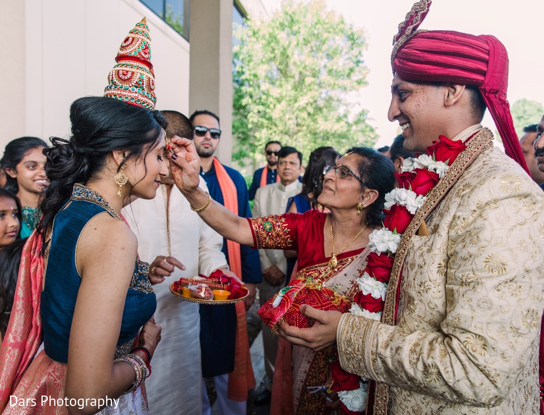Indian bride and groom at milni ritual. | Photo 265382