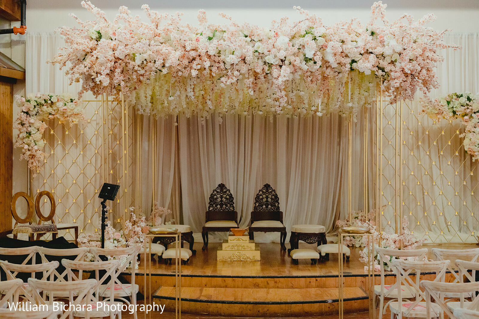 Dreamy floral mandap and decoration | Photo 360259