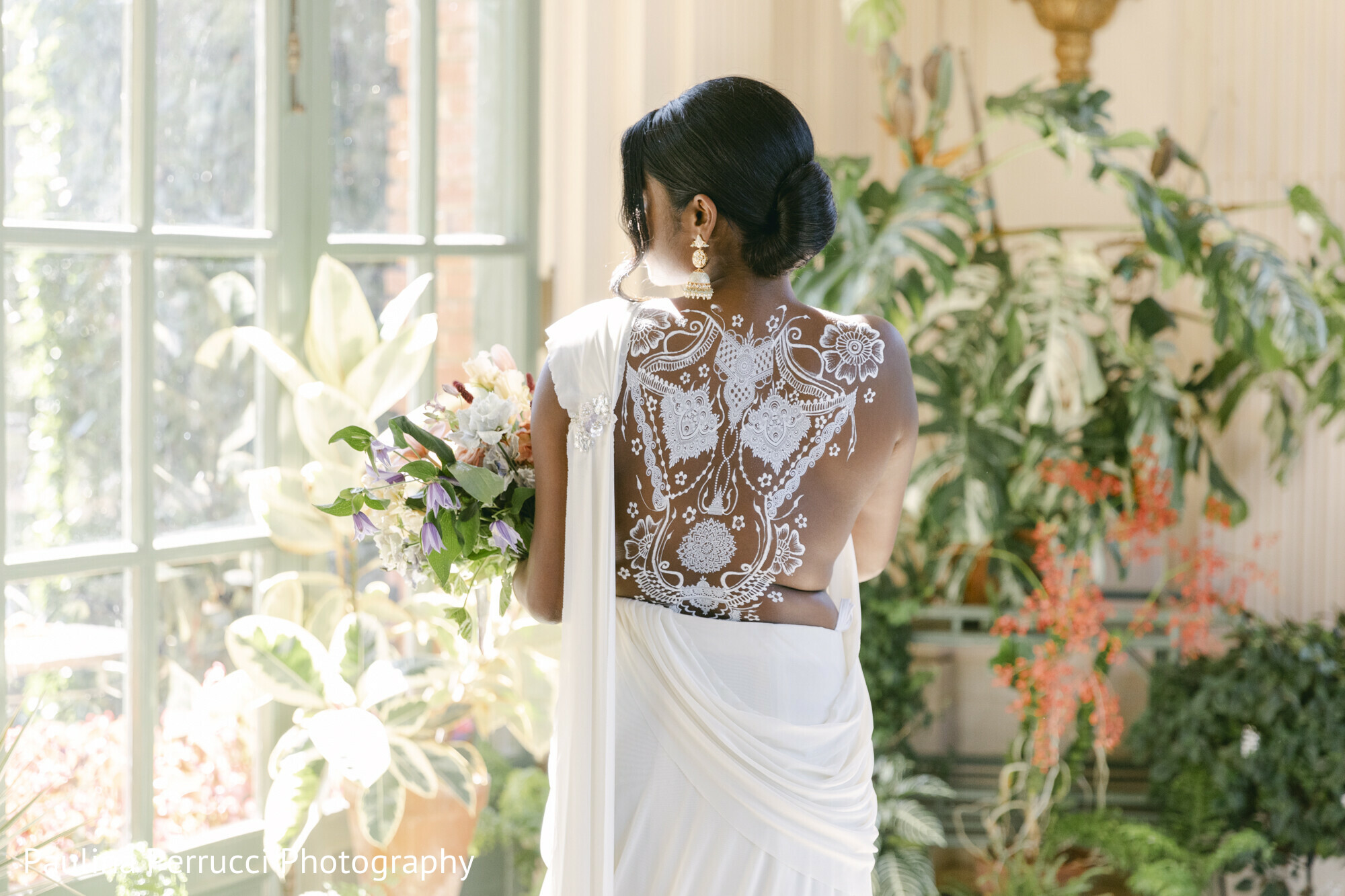 Woodside, CA White Henna Bride Styled Shoot by Paulina Perrucci | Post ...
