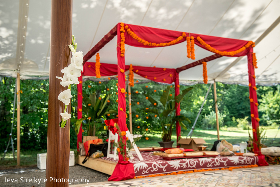 Outdoor Wedding Mandap | Photo 83168