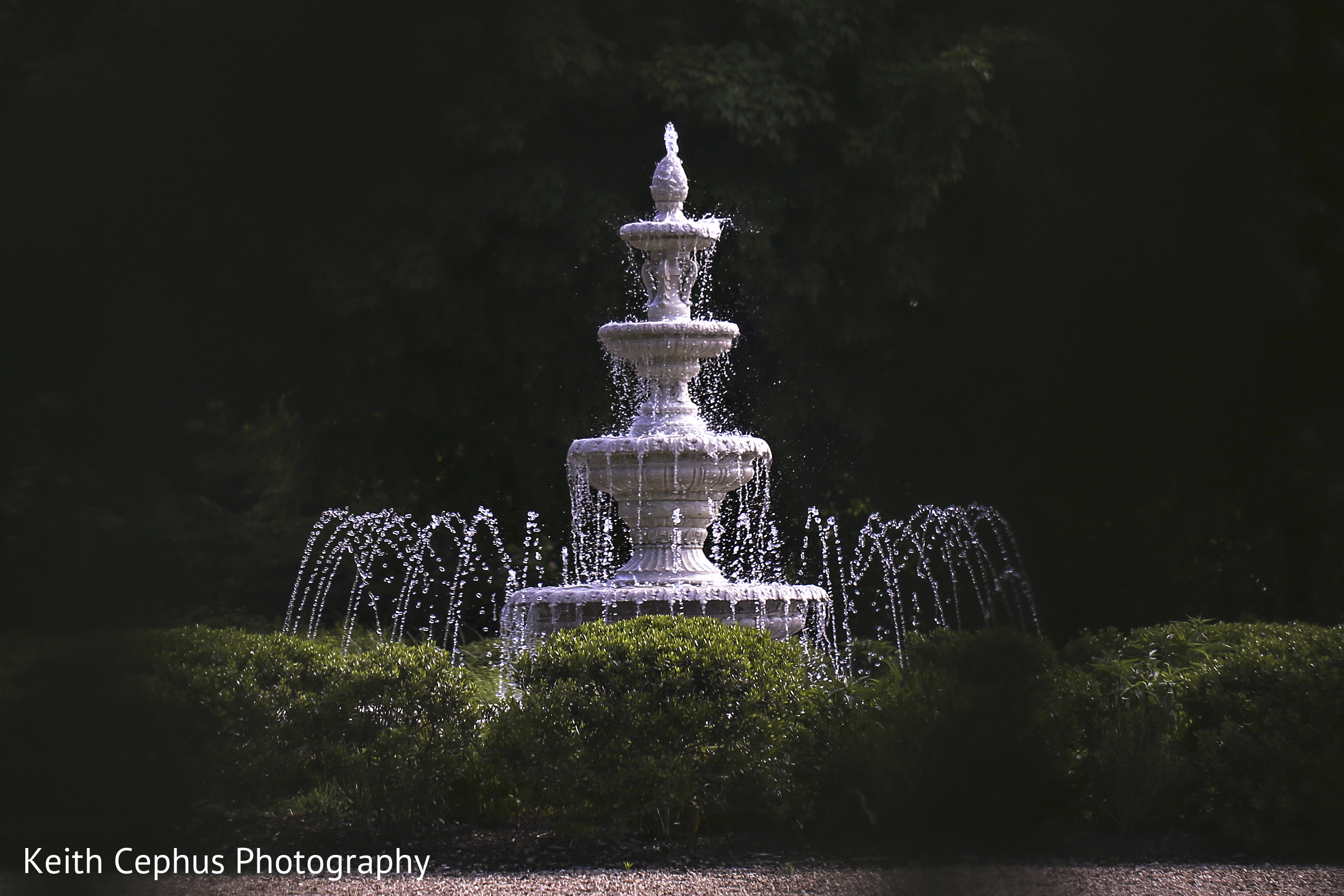 Dreamy fountain photography. | Photo 86743