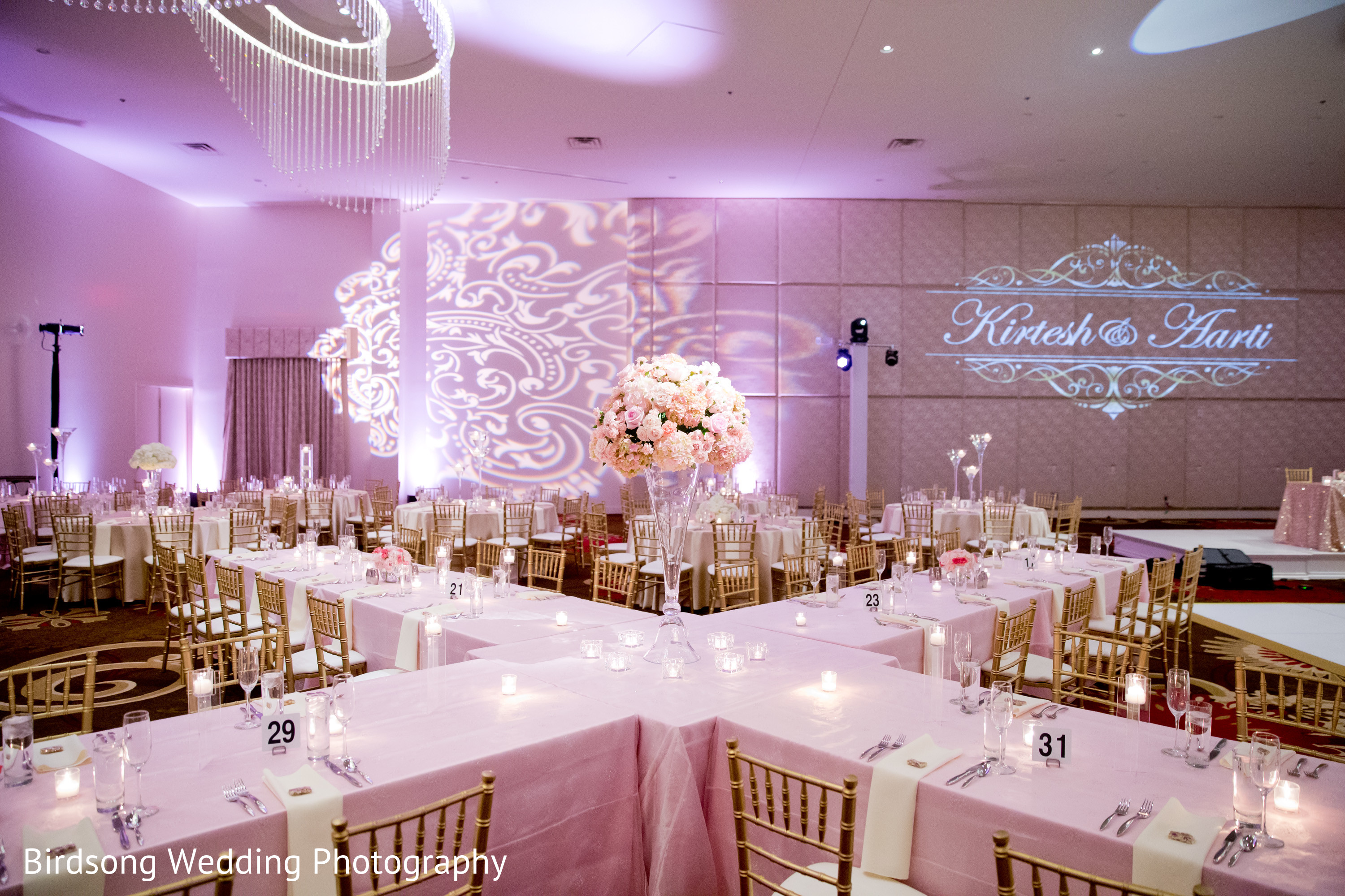 Gorgeous reception lighting | Photo 88115