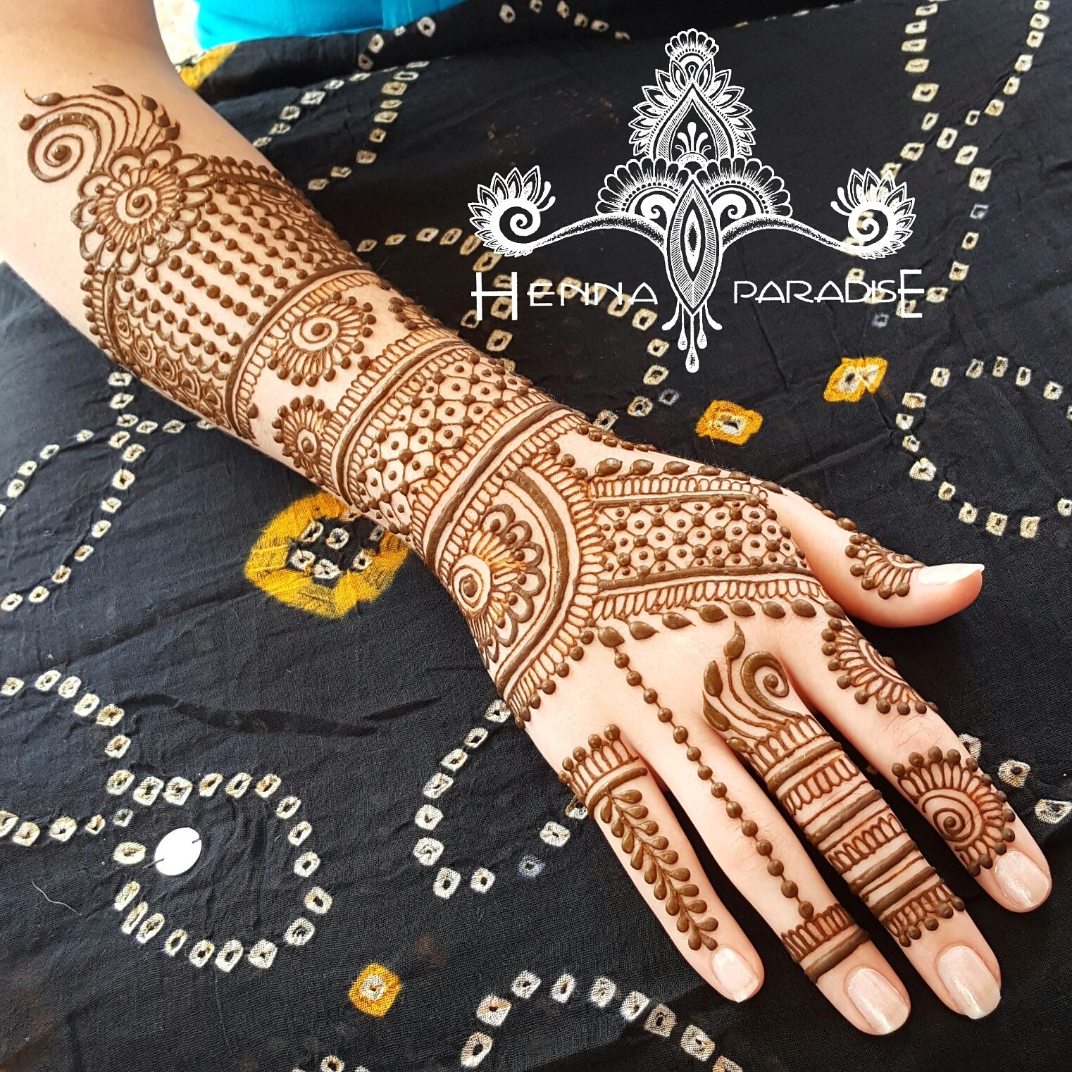 Bridal Mehndi On Hands | Photo 88683