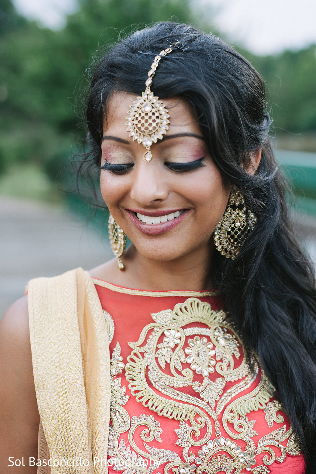 Beautiful indian bride smiling photography | Photo 92878
