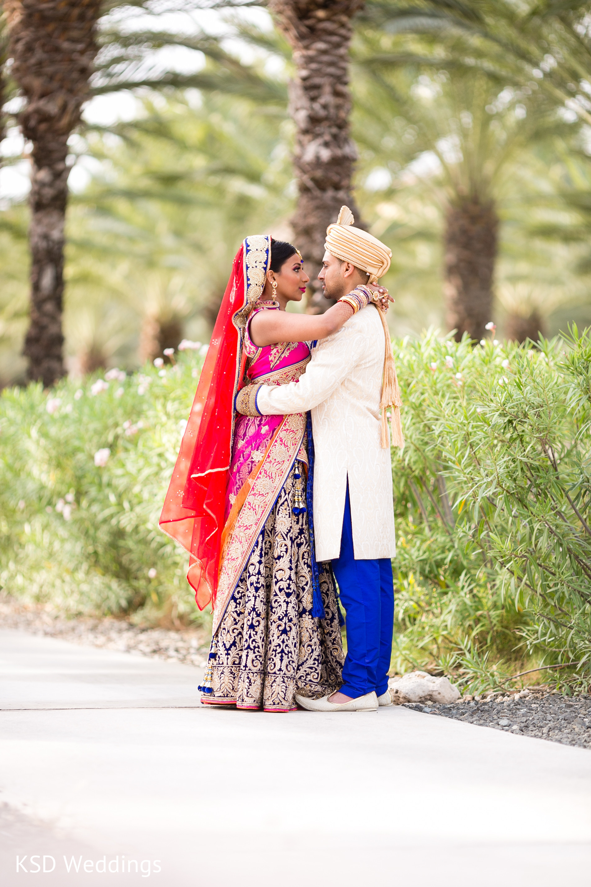 Traditional Indian bride and groom. | Photo 94652